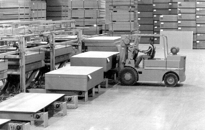 High Marks for Straw-based Particleboard | BuildingGreen